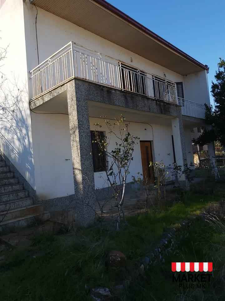 Se prodava vikendica vo Star Dojran | marketplus.mk